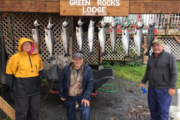 Alaska Wolf Hunting Packages | Green Rocks Lodge